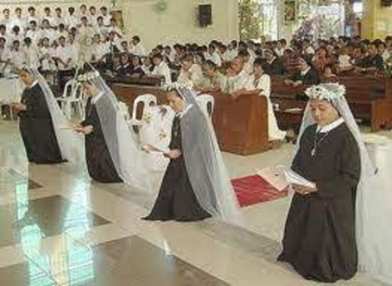 Rogáte ergo Dóminum messis, ut mittat operários in messem suam ...